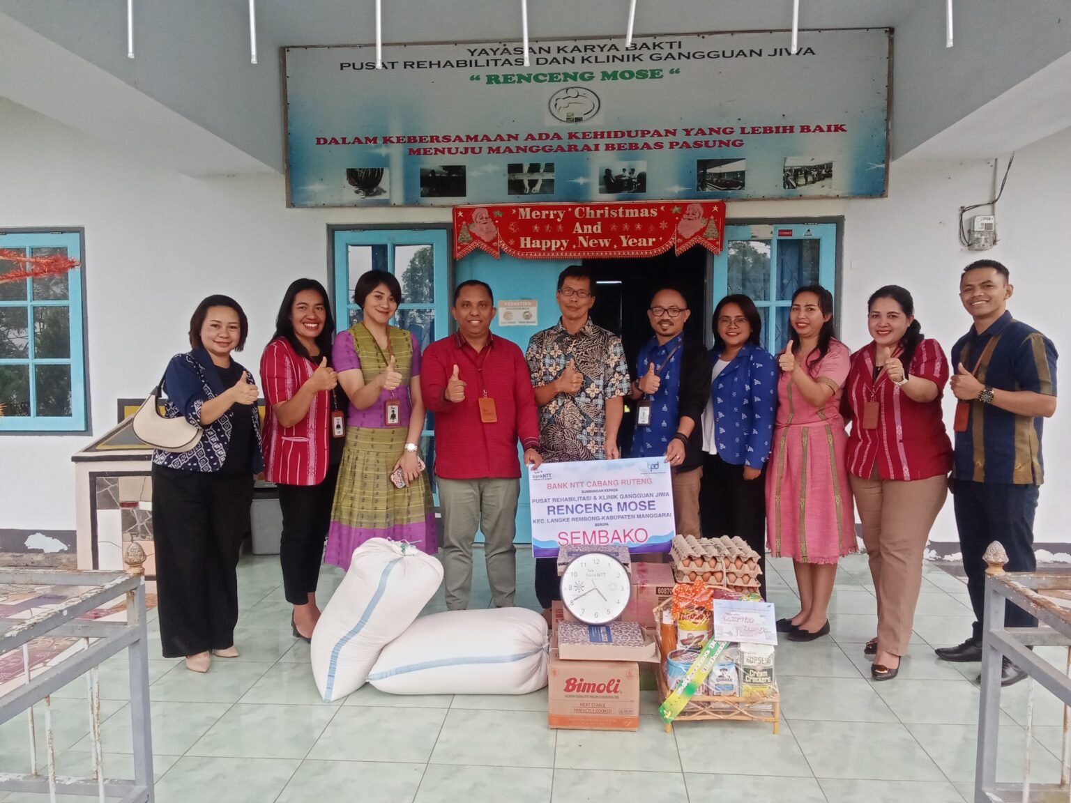 Bank NTT Cabang Ruteng Hadirkan Sukacita Natal di Pusat Rehabilitasi ...